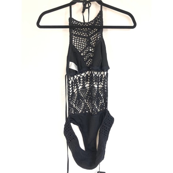 Missguided | Swim | 05 Misguided Black Onepiece Swimsuit | Poshmark